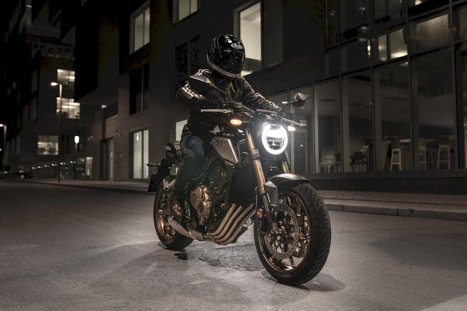 Royal Enfield Classic 650: motore, prezzo e caratteristiche