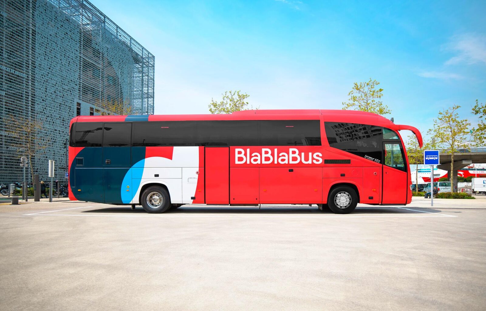 Blablabus: come funziona e quanto costano gli autobus di Blablacar