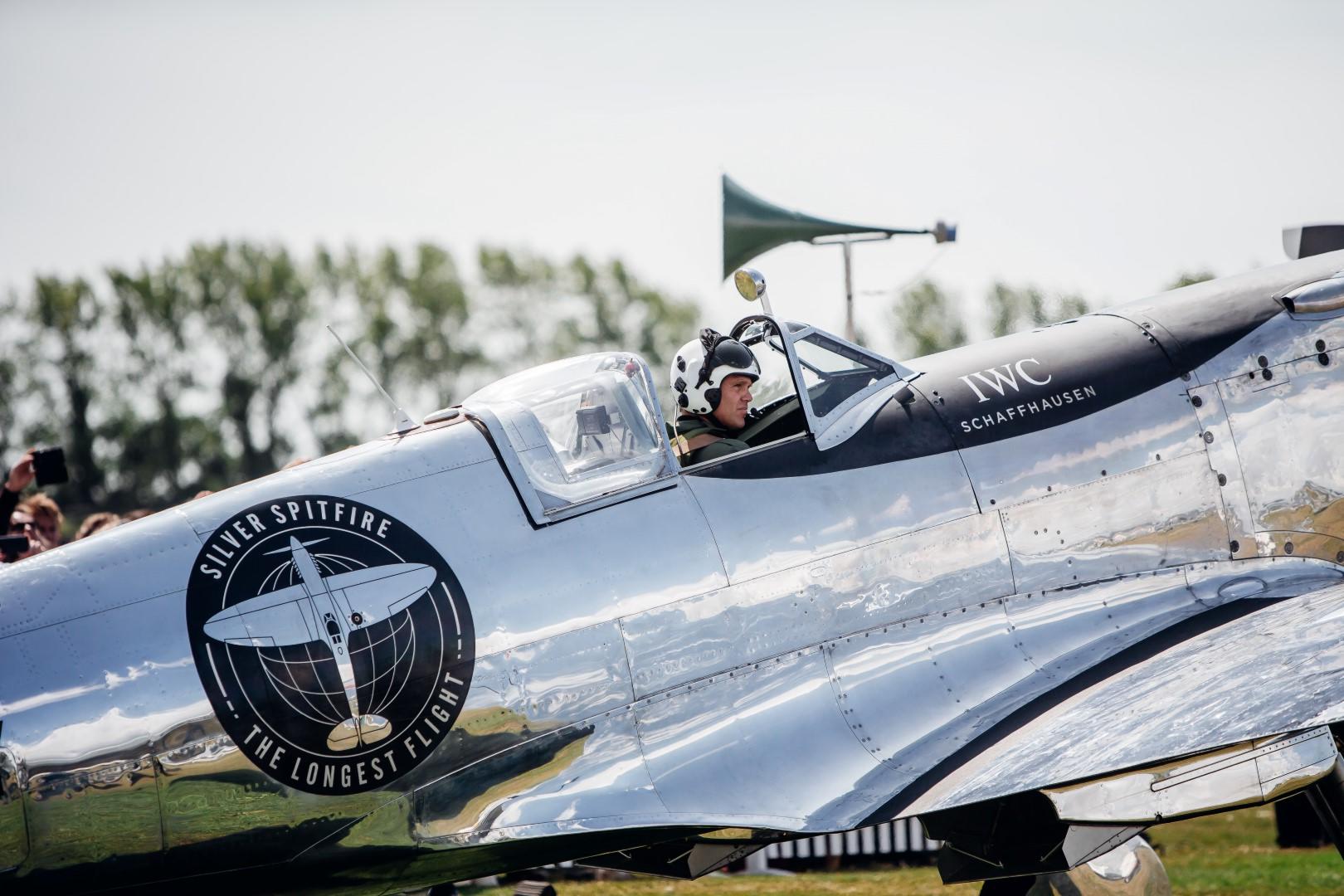 IWC Silver Spitfire | volo intorno al mondo | The Longest Flight | foto