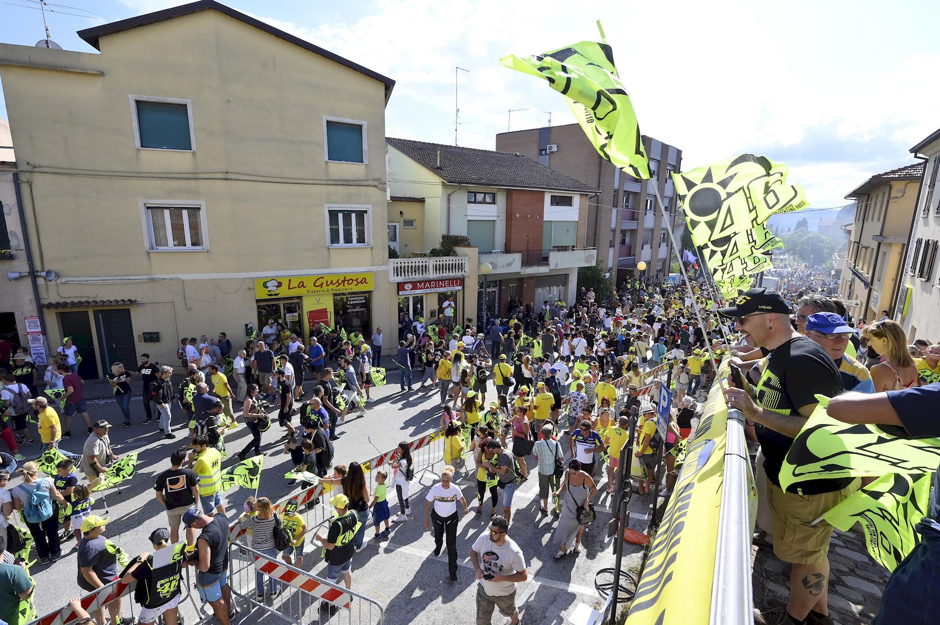 Valentino Rossi da Tavullia a Misano in MotoGP