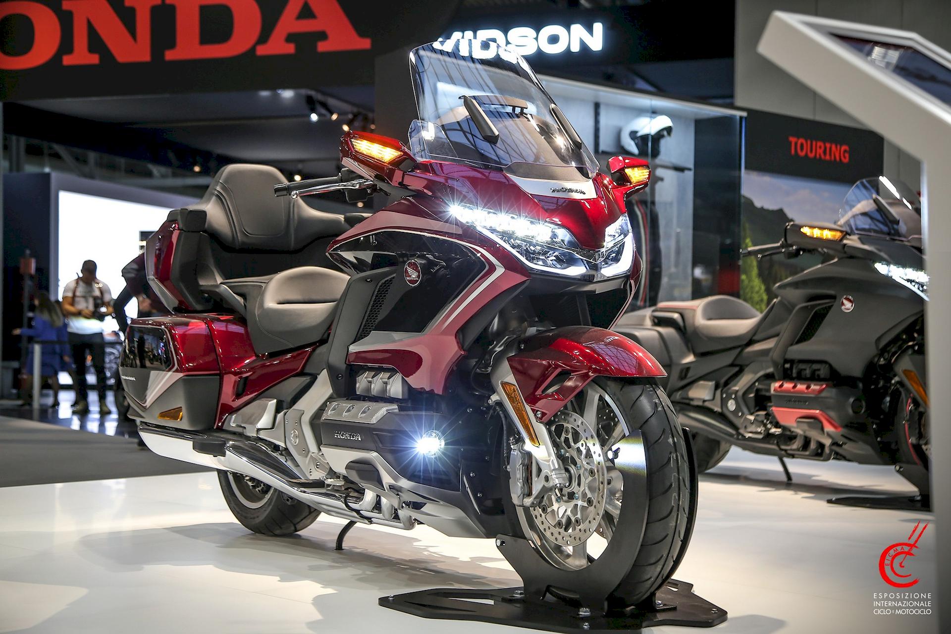 Honda GL1800 Gold Wing: l'astronave a sei cilindri ad EICMA