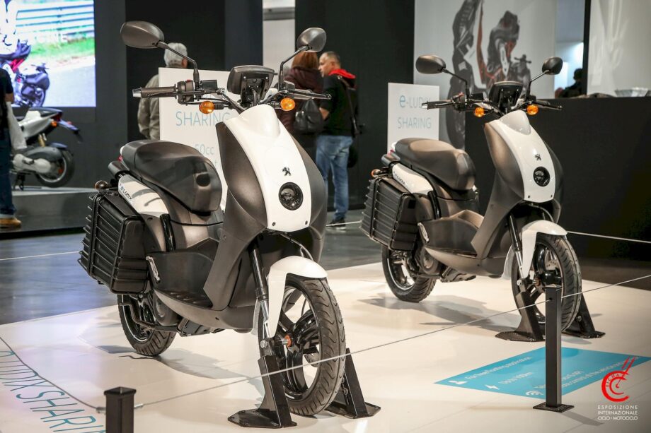 Scooter elettrici Keeway Ezi: Mini e Citi, prezzi e caratteristiche