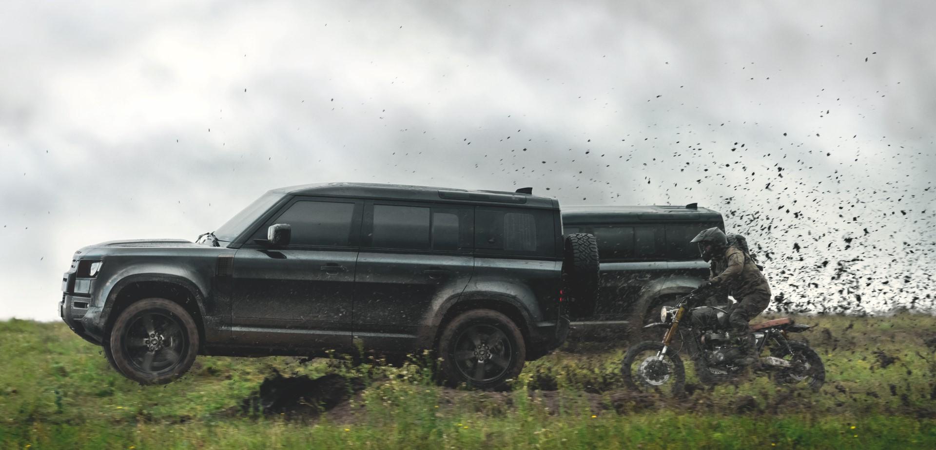 Land Rover Defender No Time To Die: la nuova 110 in azione