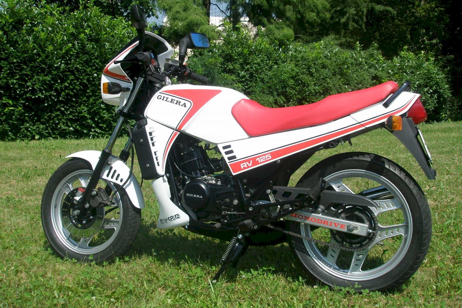 Gilera RV 125: informazioni, storia, scheda tecnica, foto