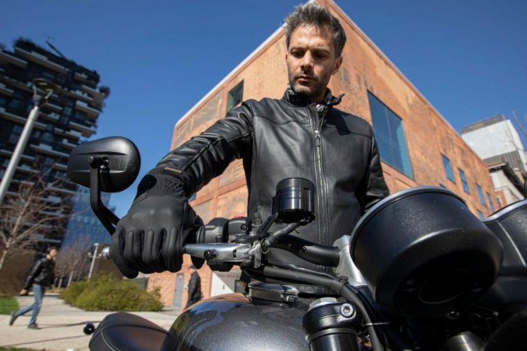 Caschi moto Tucano Urbano estate 2020: tanti colori per i demi-jet e jet