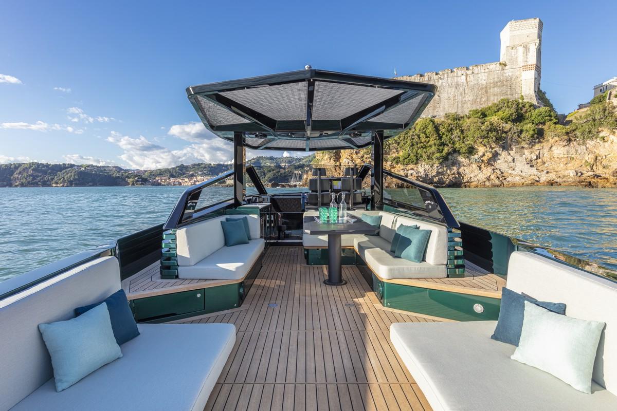 Nuovo Wally Tender 43: veloce, divertente ed esclusivo