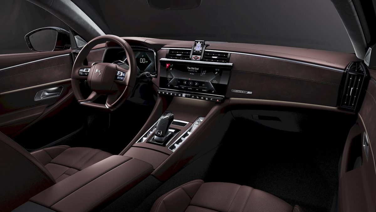 Nuova DS 9 E-Tense: caratteristiche, allestimenti e prezzi