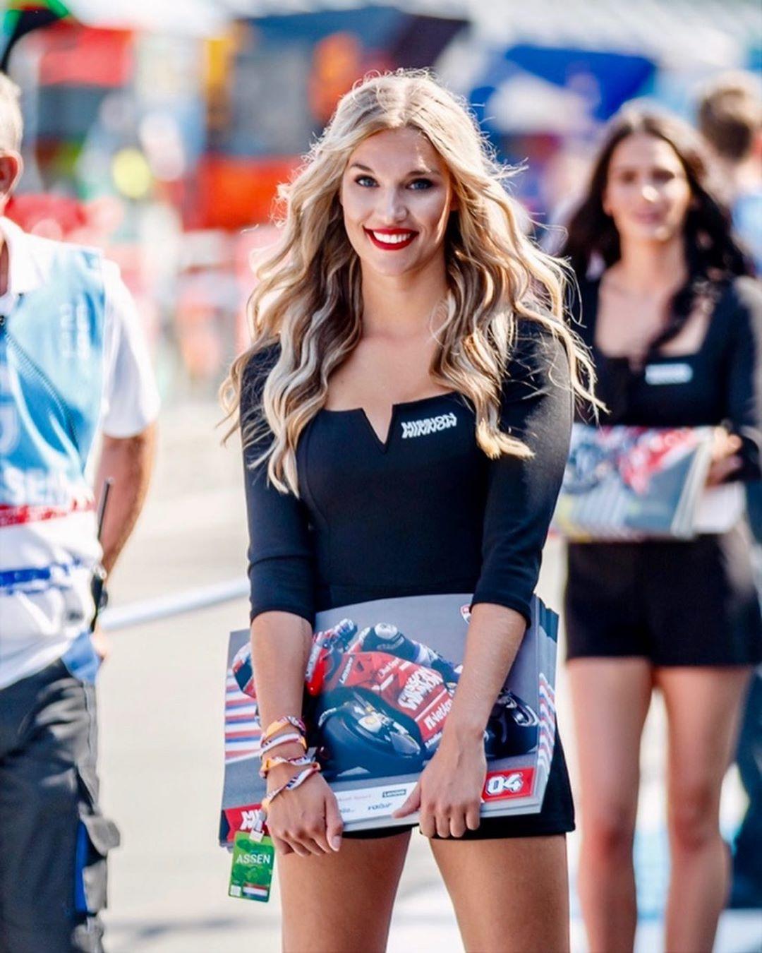 Marielle Tjalsma: l'ombrellina del Motomondiale su Instagram