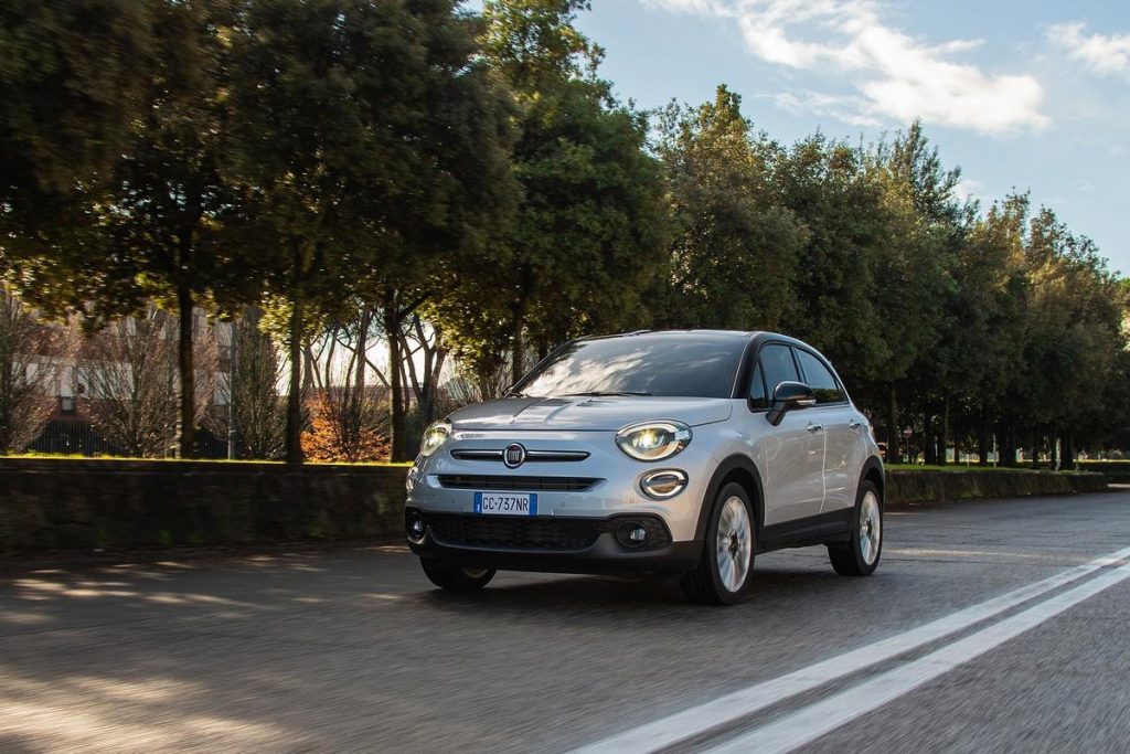 Nuova gamma Fiat 500 2021: Cult, Connect, Dolcevita, Cross e Sport