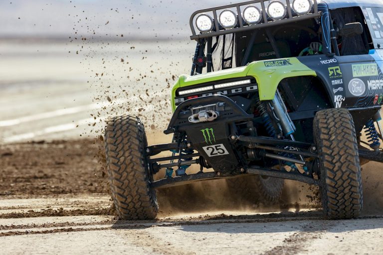Ecco i nuovi Ford Bronco Ultra4 per il campionato King Of The Hammers