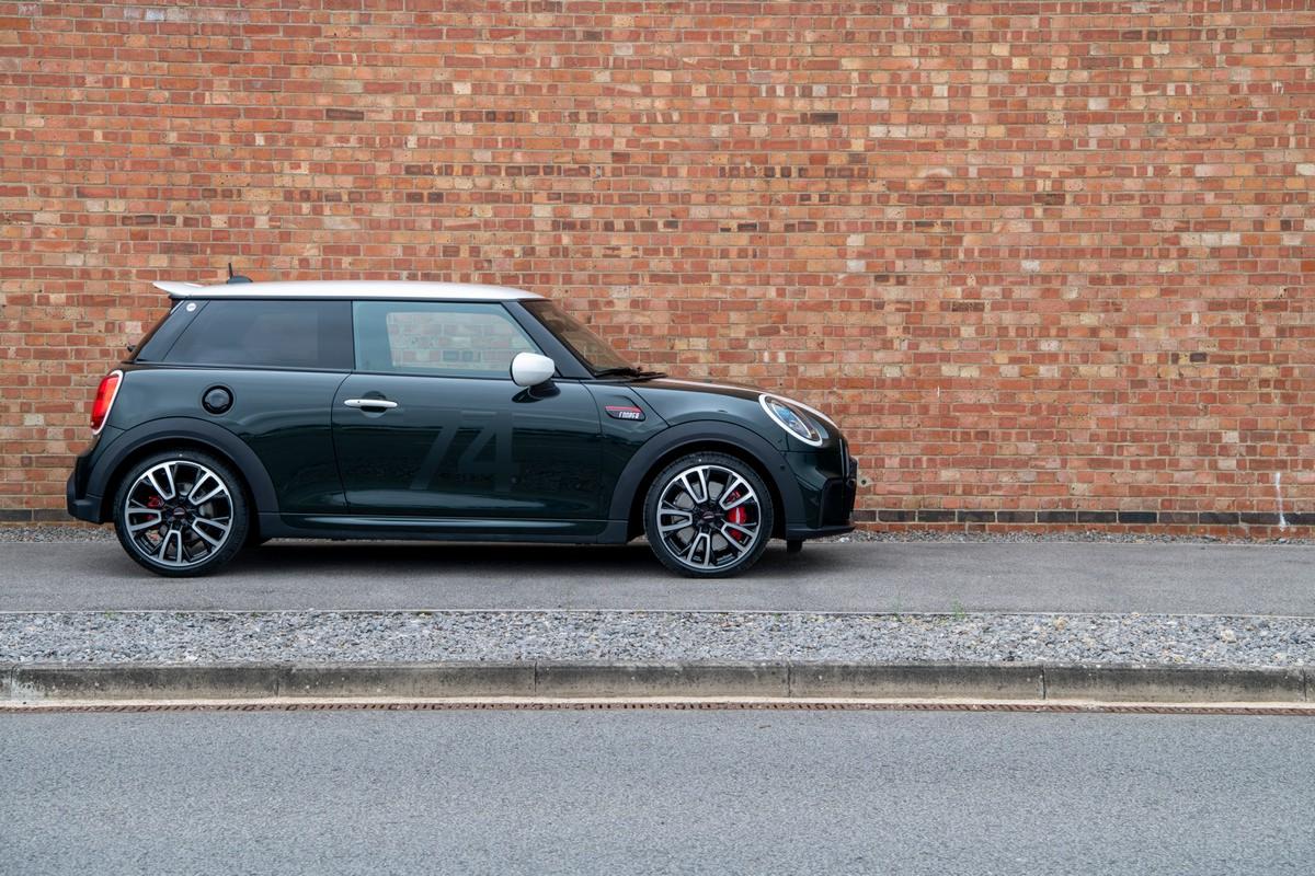 Mini Anniversary Edition: caratteristiche ed equipaggiamento