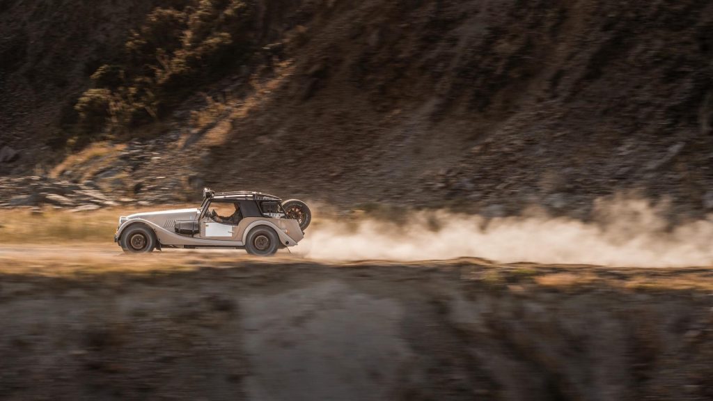 Morgan Plus Four CXT: caratteristiche, prestazioni e prezzo