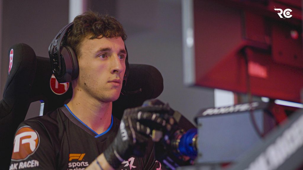 Che differenza c'è tra un pilota classico ed un "Sim Racer"?