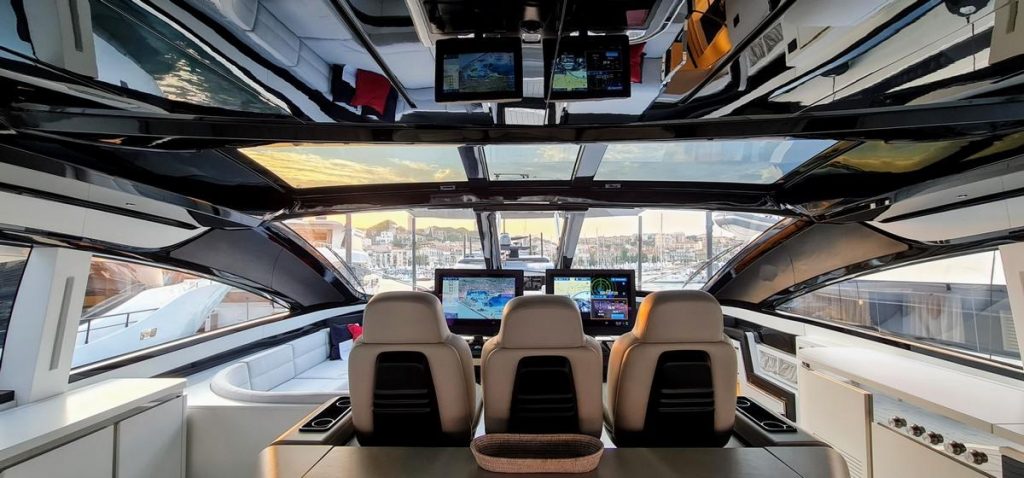 CRN 141: il nuovo superyacht icona di innovazione