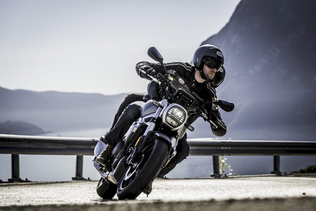 Voge Trofeo 500AC: motore, prezzo e caratteristiche