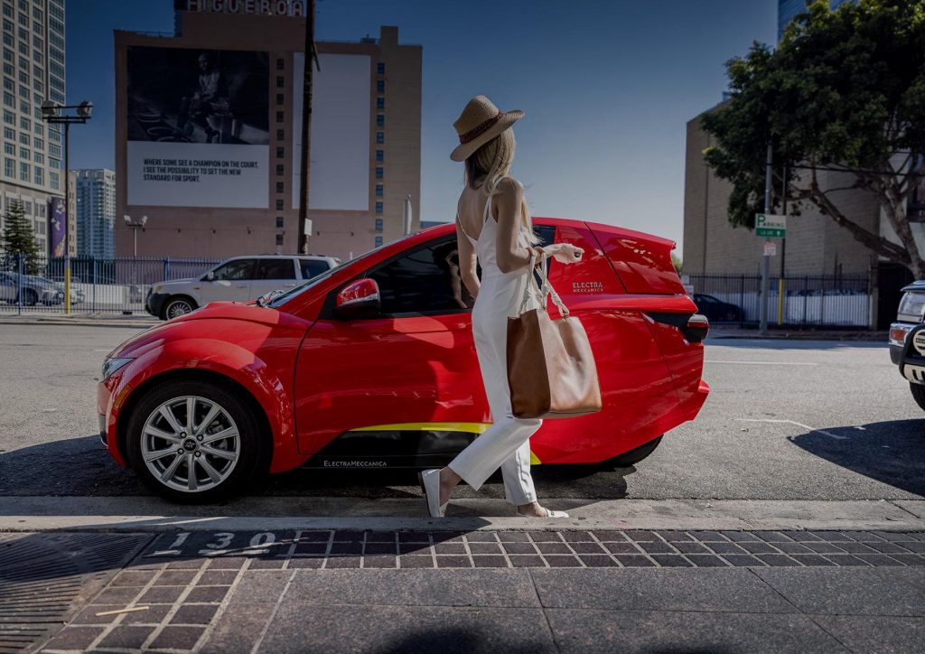 Ci vuole un bel coraggio per comprare la ElectraMeccanica Solo EV a tre ...