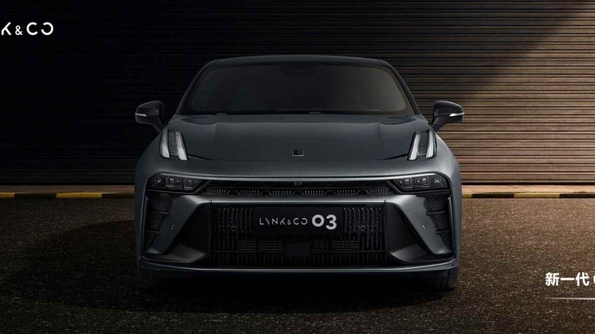 Lynk & Co 03 si rinnova dentro e fuori ma non arriva in Europa