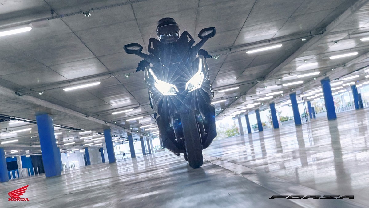 Honda Forza 125 2023: motore e caratteristiche
