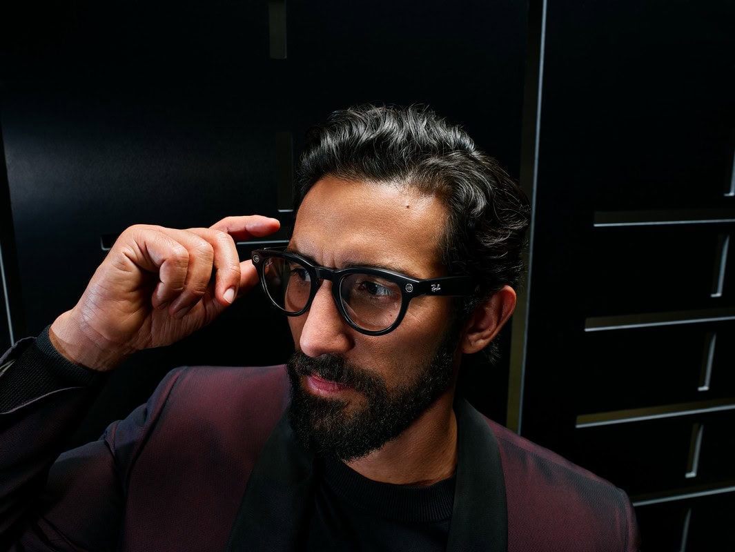 smart glasses Ray-Ban Meta: gli occhiali da sole dotati di AI smart glasses Ray-Ban Meta: gli occhiali da sole dotati di AI