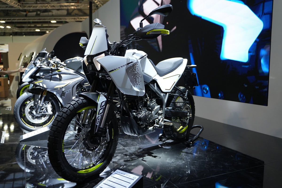 Benelli BKX 300 Adventure e BKX-S 300 Naked ad EICMA 2023