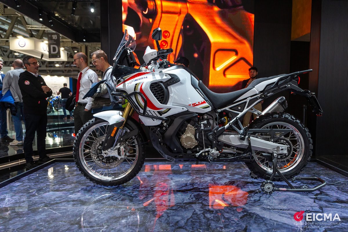 MV Agusta LXP Oriol EICMA 2023: motore e caratterstiche