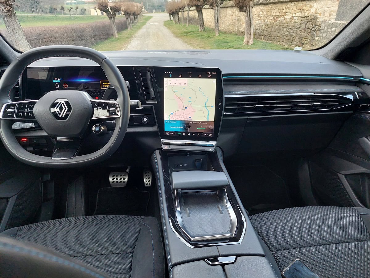 Nuovo Renault Espace 2024: recensione e prova consumi reali