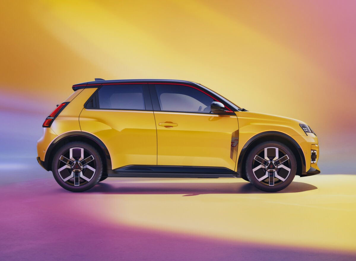 Renault 5 E-Tech Electric è la regina del Salone di Ginevra