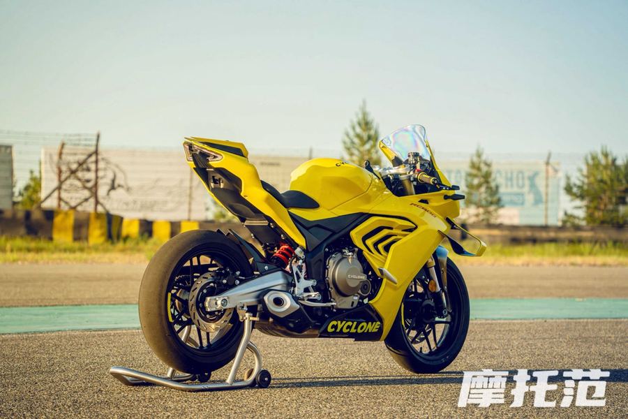 Zongshen Cyclone RC 600: caratteristiche e disponibilità