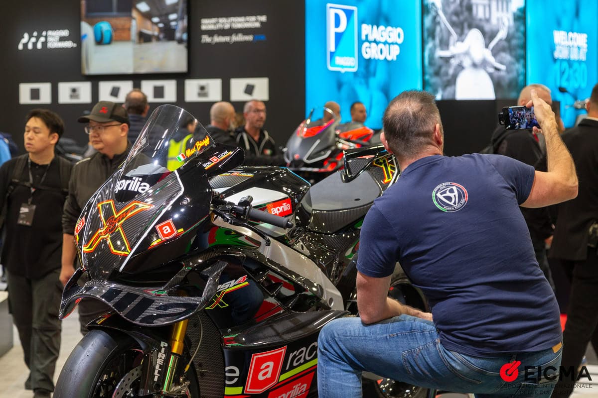 Aprilia RSV4 X ex3ma a EICMA 2024 con tecnologia da MotoGP