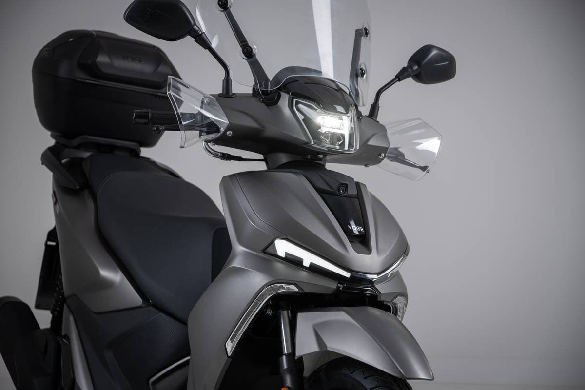 Voge Sfida SR16 200: lo scooter a ruota alta con motore Euro 5+