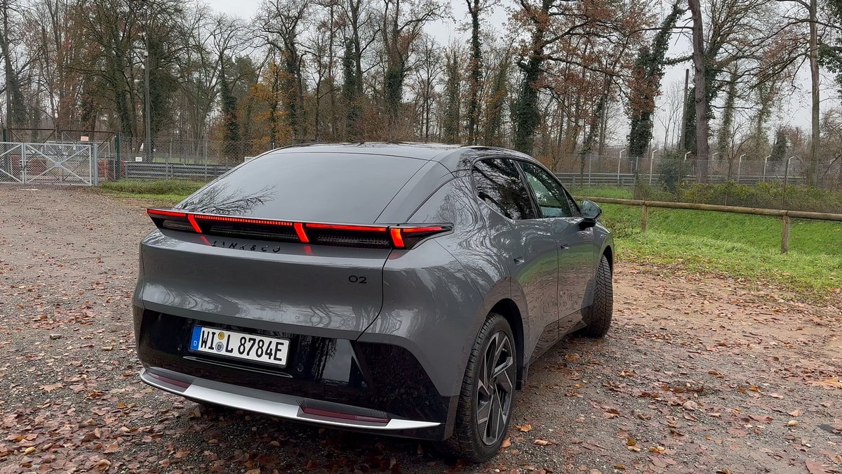 Nuova Lynk & Co 02: la recensione primo contatto